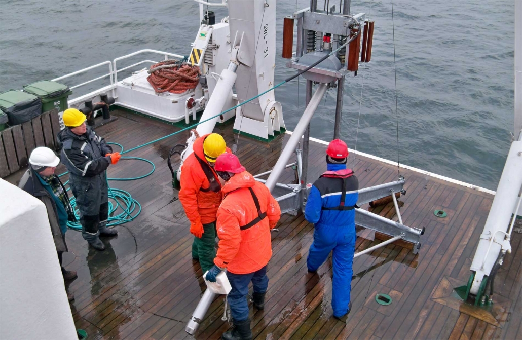 Vibracoring / vibrocoring equipment and techniques for sampling ...